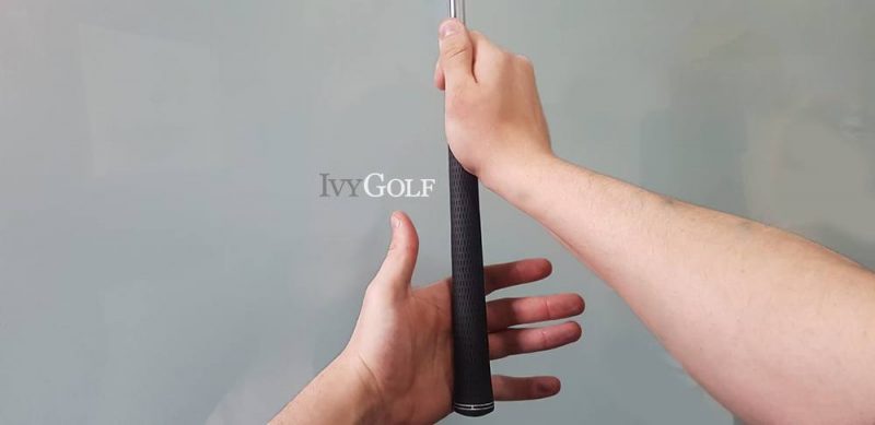 How Do You Grip a Golf Club: Step by Step Guide | Ivy Golf